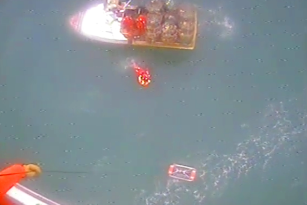 Crew Rescued from Sinking Commercial Crab Vessel | Wild Coast Compass